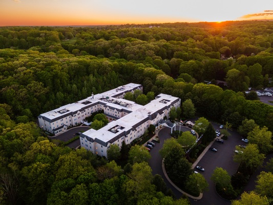 Spring Meadows by Monarch | Trumbull, CT | Reviews | SeniorAdvisor